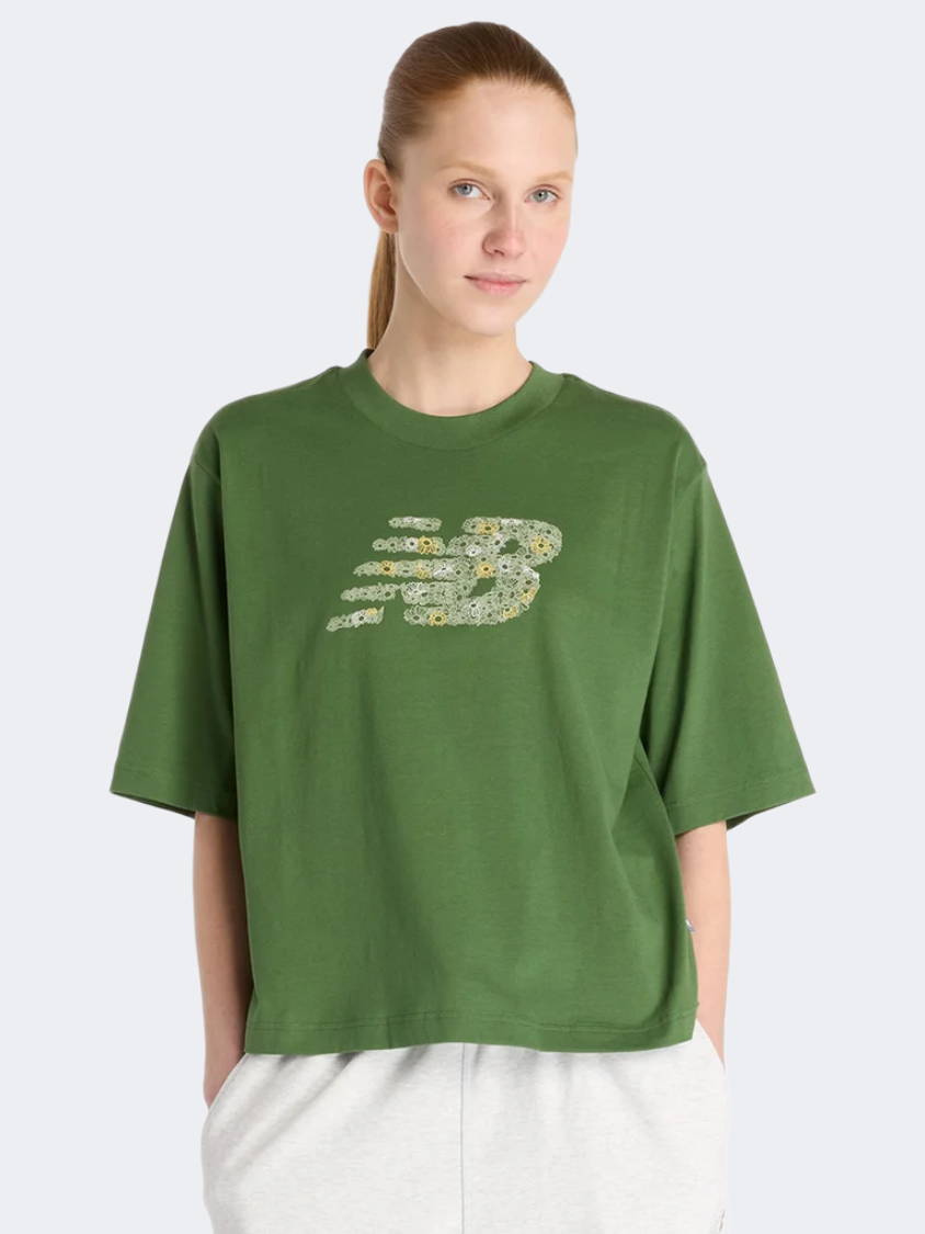 New Balance Flower Logo Crew Women Lifestyle T-Shirt ﻿Dark Alpine Gree ...